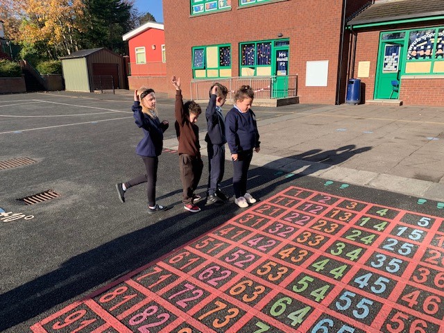 Developing mathematics skills in the outdoor environment